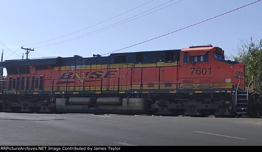BNSF 7601